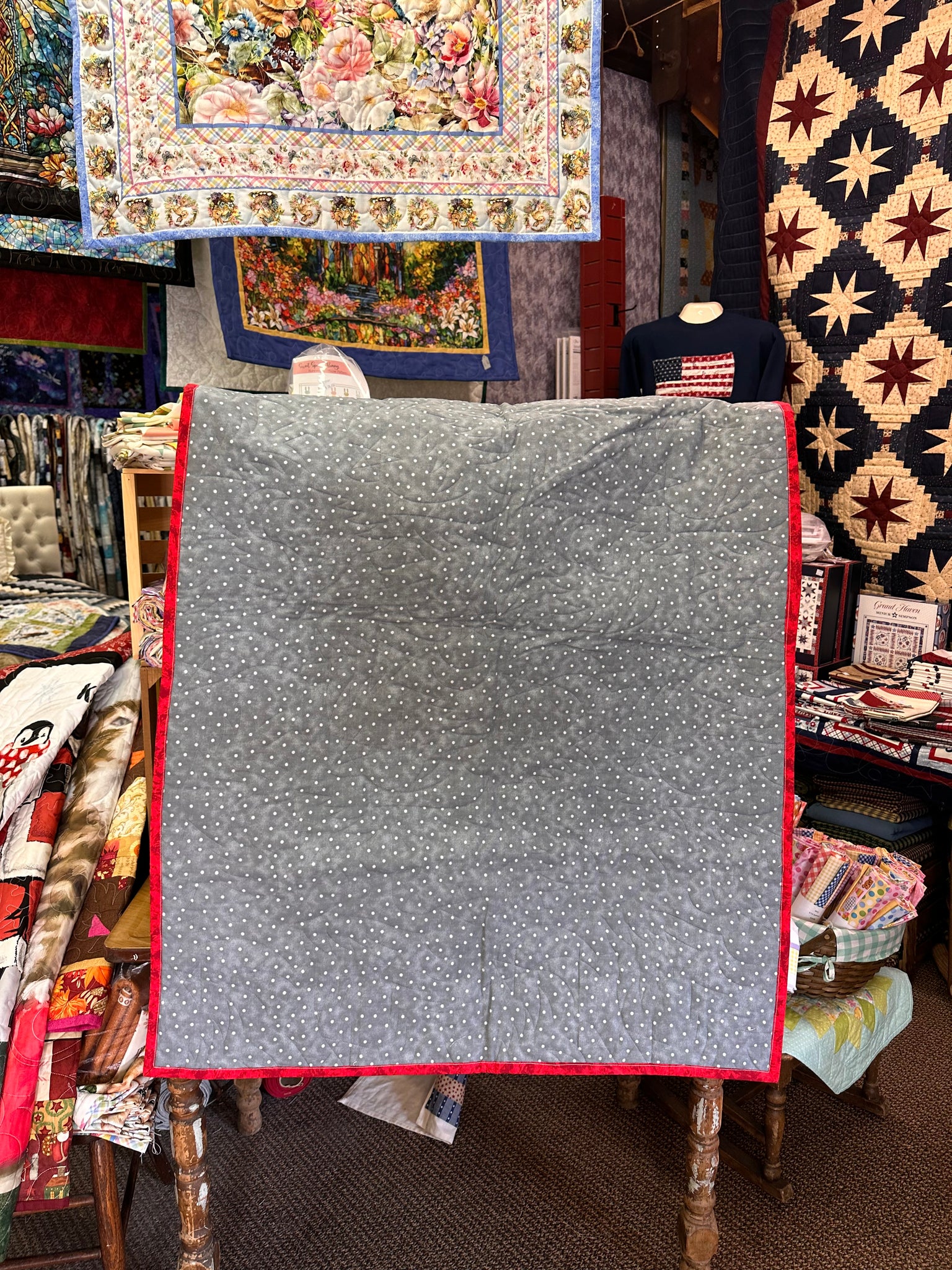 Christmas Wall Hanging | Log Cabin Quilt Shop