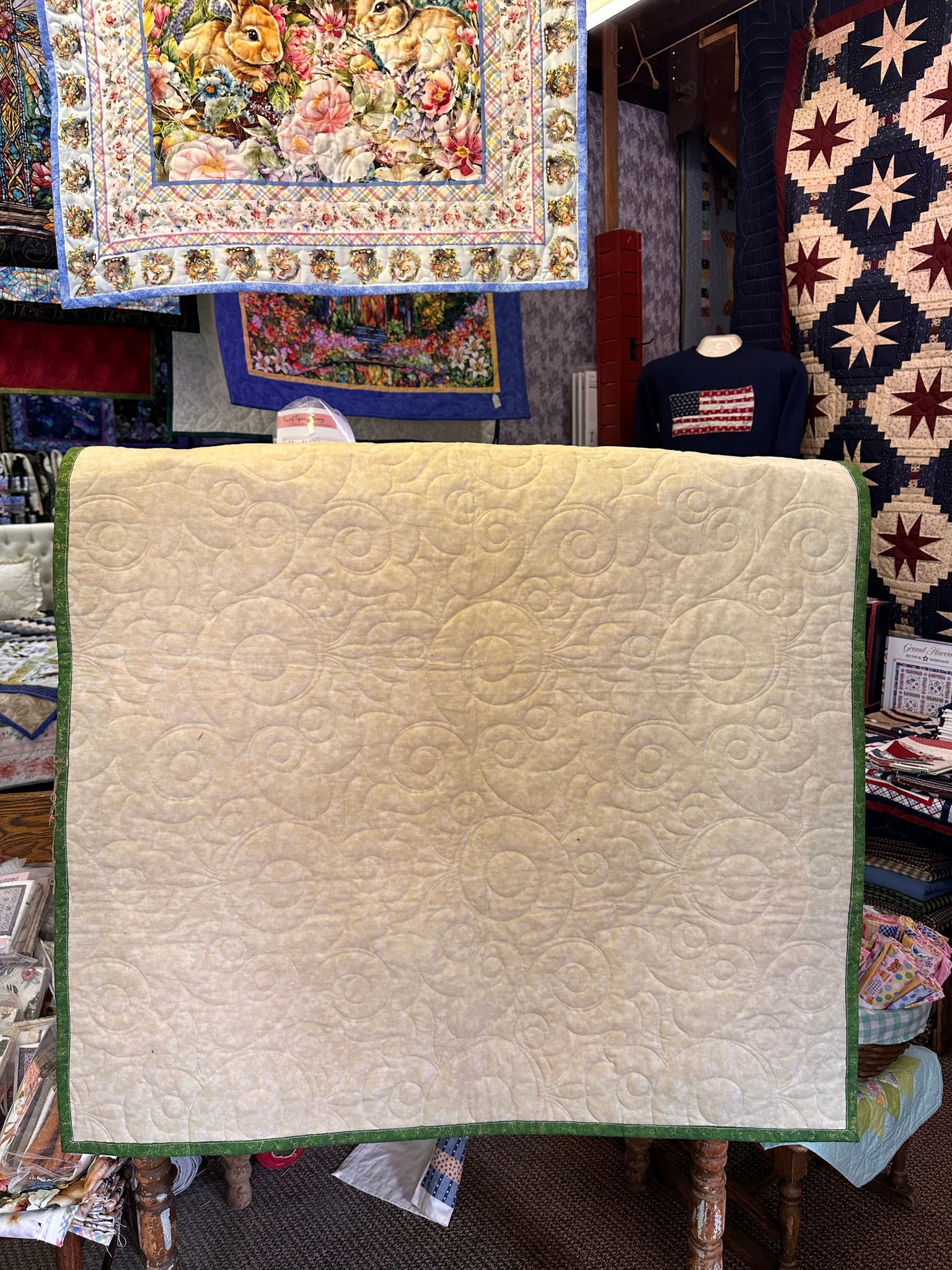 Christmas Wall Hanging | Log Cabin Quilt Shop